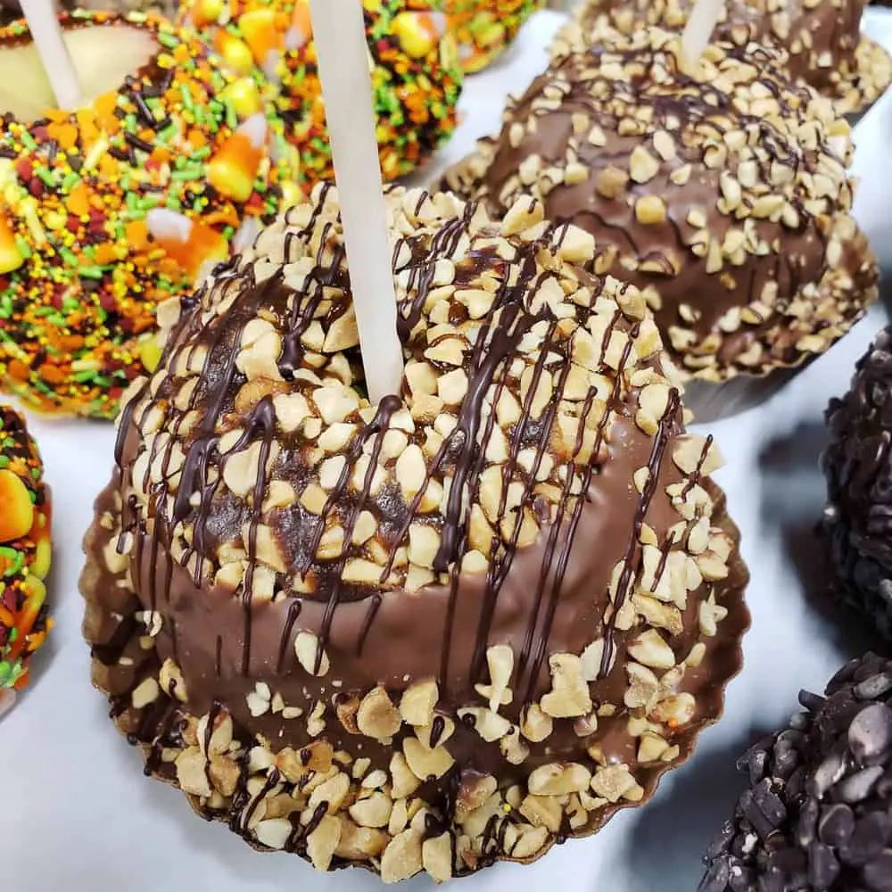 Lickey's & Chewy's Candies & Creamery. A Must Stop Shoppe!